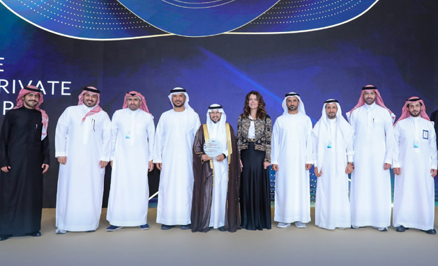 Signing The Agreements of Rayis-Rabigh Independent Water Transmission ...